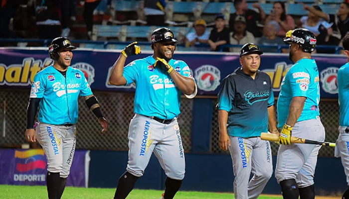 Bravos de Margarita Empatan en el Primer Luego de Victoria sobre Águilas